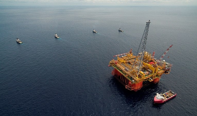 World’s largest semi-submersible platform safely moored in Ichthys Field