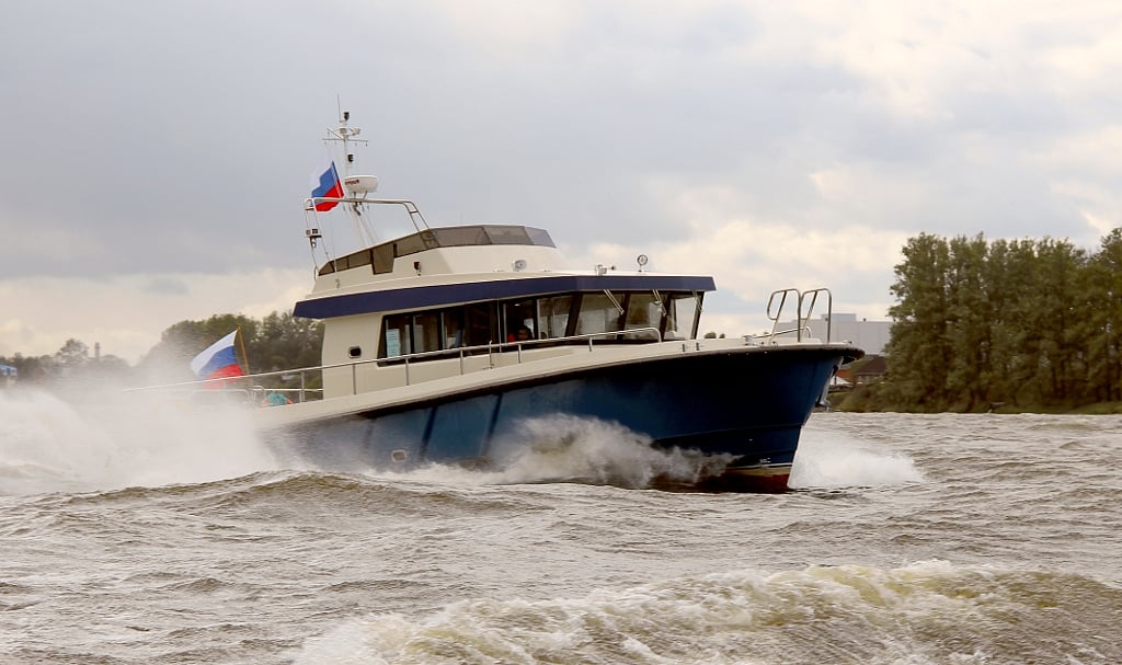 Russian border service takes delivery of multi-purpose boat