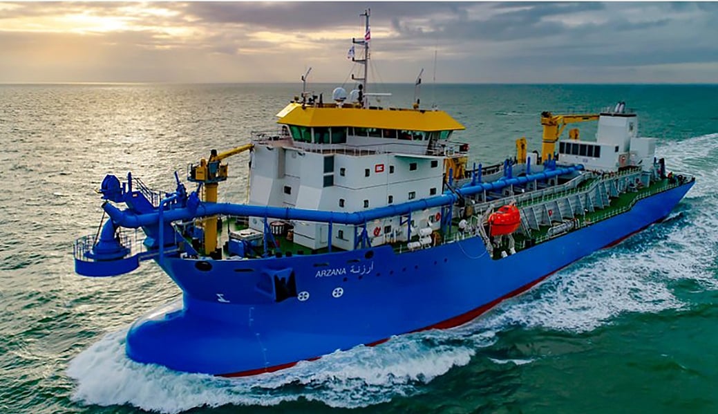 Custom-built TSHD Arzana completes sea trials