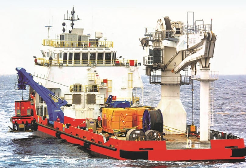 Hydra converts flagship IMR vessel into DSV