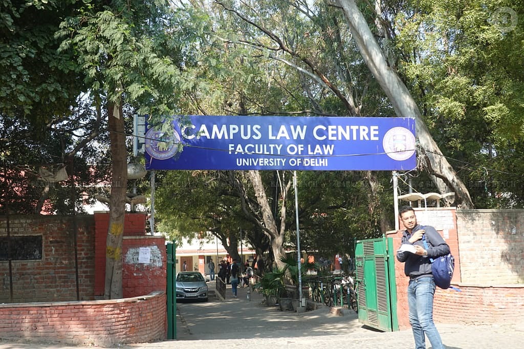 DU Faculty of Law puts law exams on hold after student protest