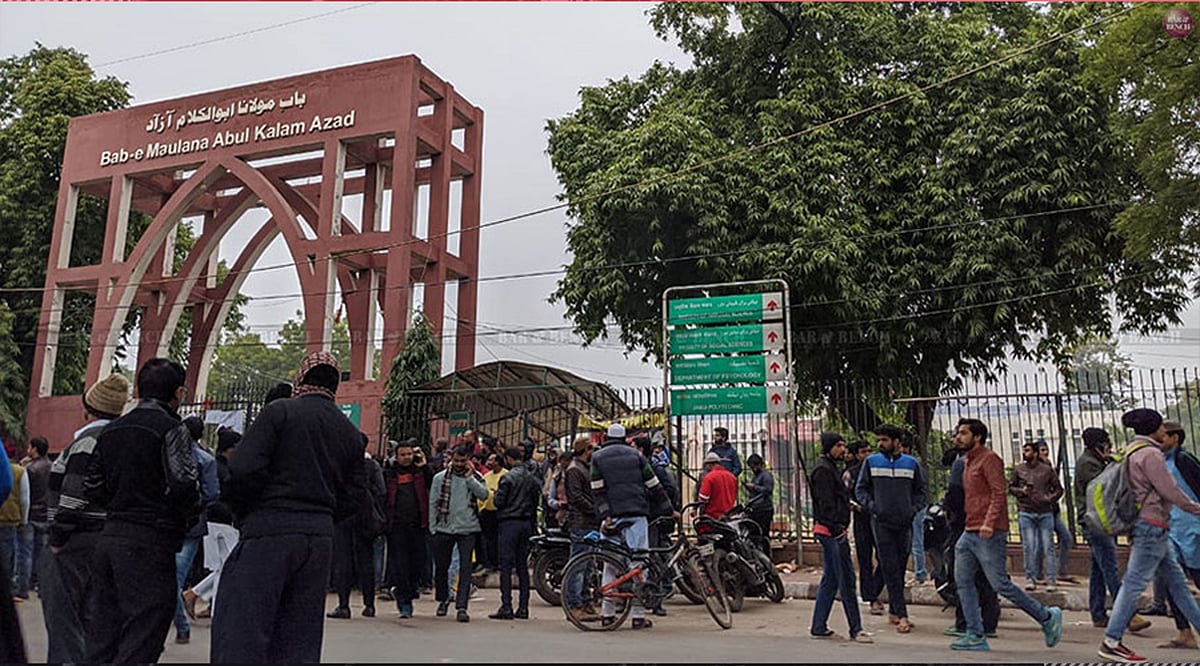 Jamia violence case: Delhi Police move High Court against discharge of ...