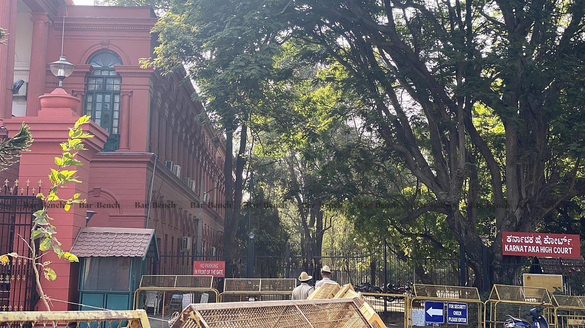 "Entire resolution has to be withdrawn", Karnataka HC in Hubli Bar ...