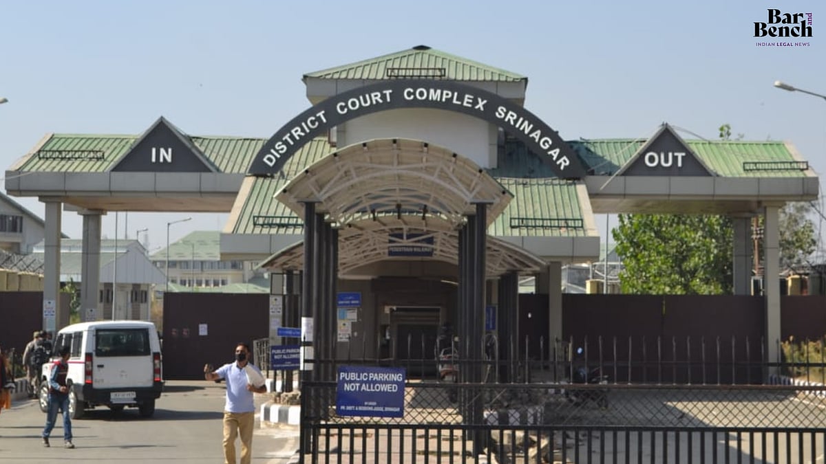 Jammu & Kashmir court issues show cause notice to SHO for non ...