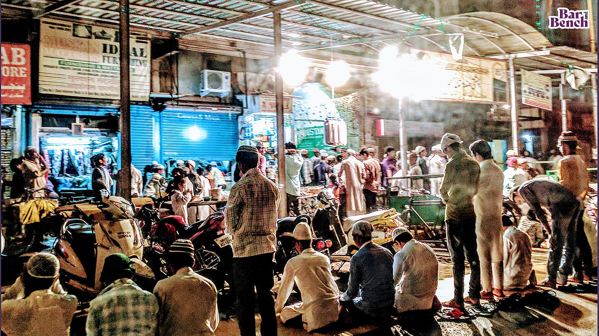 Allahabad High Court restrains UP authorities from obstructing namaz in ...