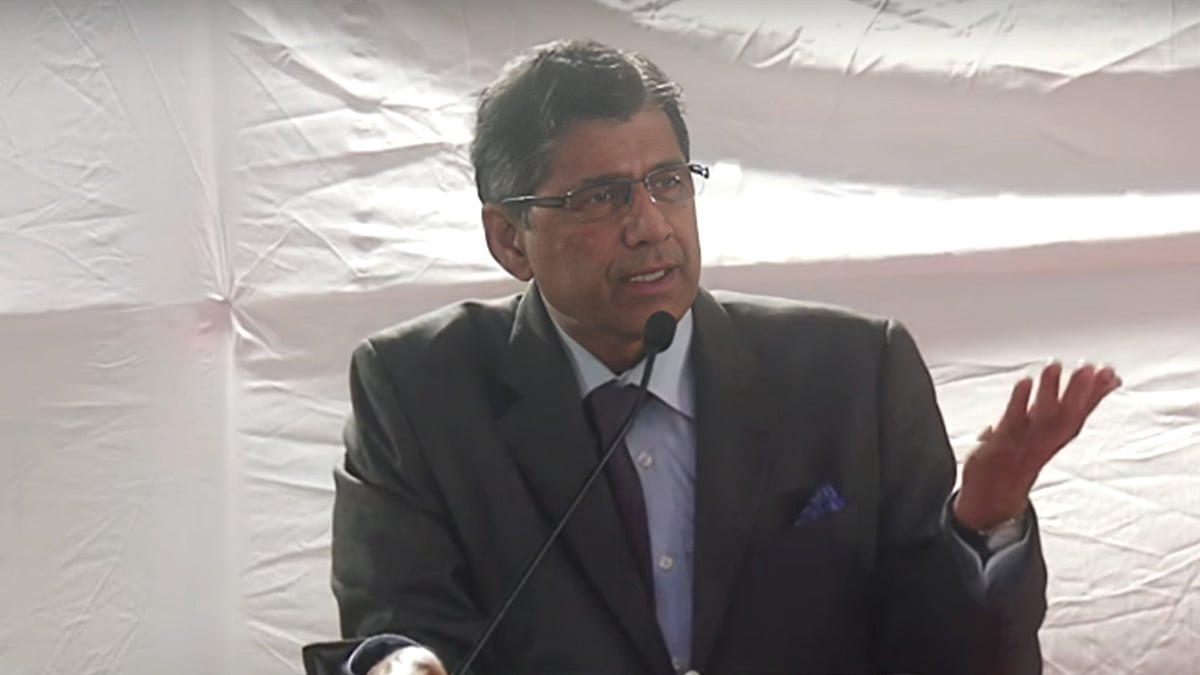 High Courts should decide disqualification petitions under Tenth ...