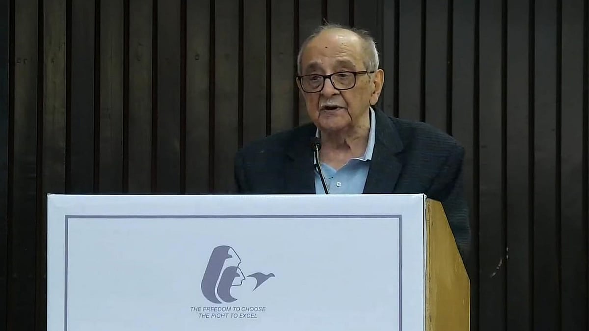 A true-blue constitutional czar passes away