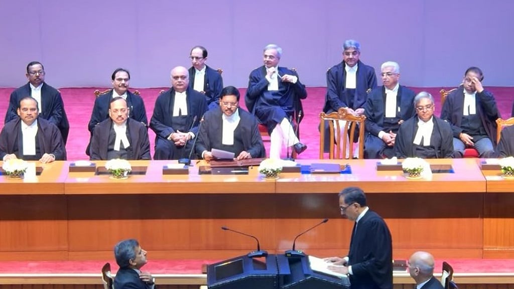 Justices NV Anjaria, Vijay Bishnoi and Atul S Chandurkar sworn in as ...