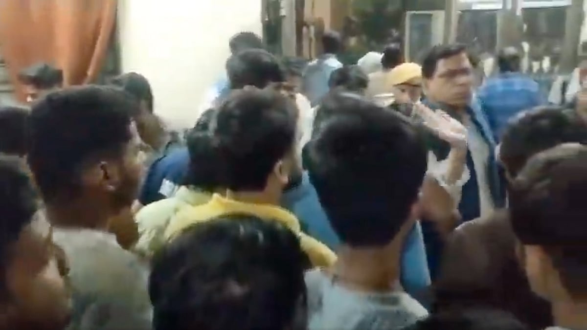 CNLU VC Prof Faizan Mustafa seen slapping 2 students amid police raid ...