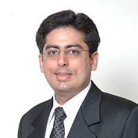 V Law Partners merges with DH Law Associates - 10 Partner firm