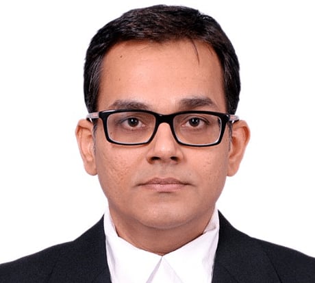 Practice the Profession of Law: Article 220 & Non-Advocates Practising Law