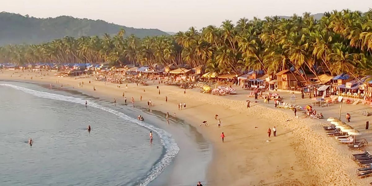 Bombay HC at Goa vacates stay on erection of Beach Shacks