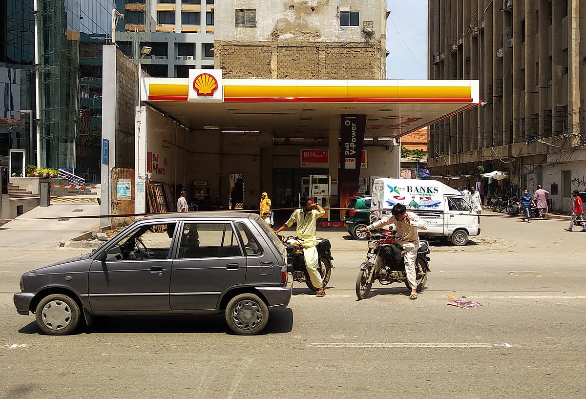 Shell Pakistan is Pakistan’s largest base oils importer in 2024 for at ...