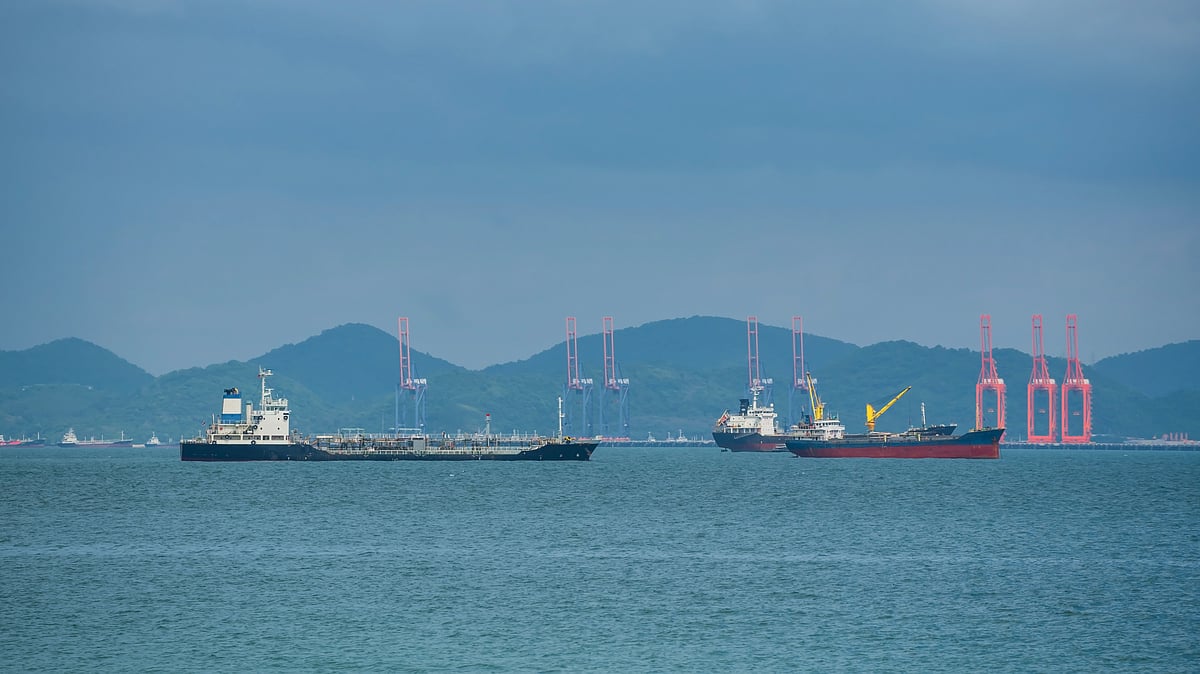 Southeast Asia's October base oils imports fall to 16-month low