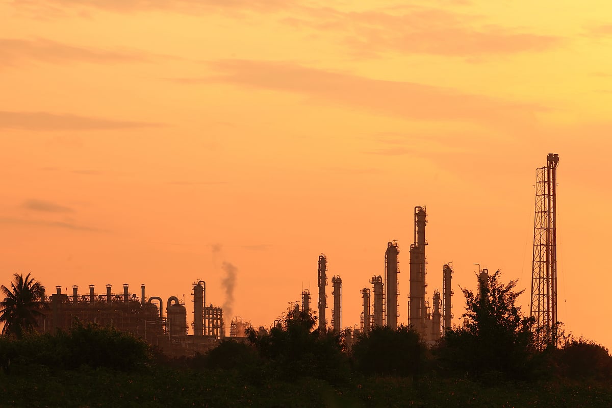 Thailand refiner IRPC’s base oils unit sees output edge down in July