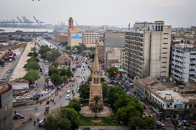 Pakistan Base Oils Imports 2025: Chevron Tops Market