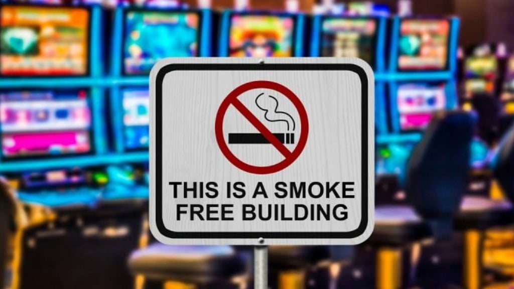 Kansas and Missouri May Introduce Casino Smoking Bans