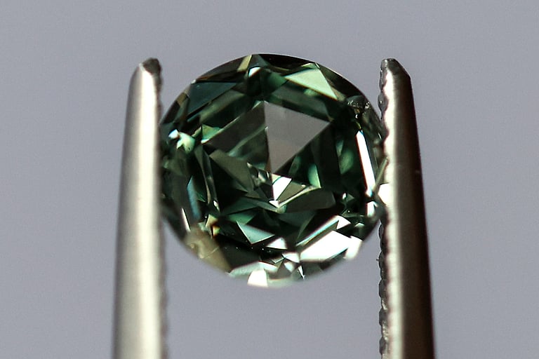 Miningweb: Botswana’s diamond boom falters amid lab-grown gem surge