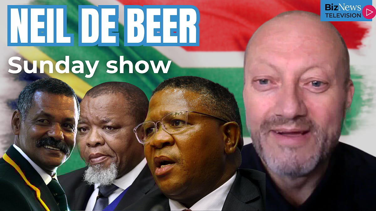Neil de Beer lambasts “insulting & idiocratic” SA politicians…