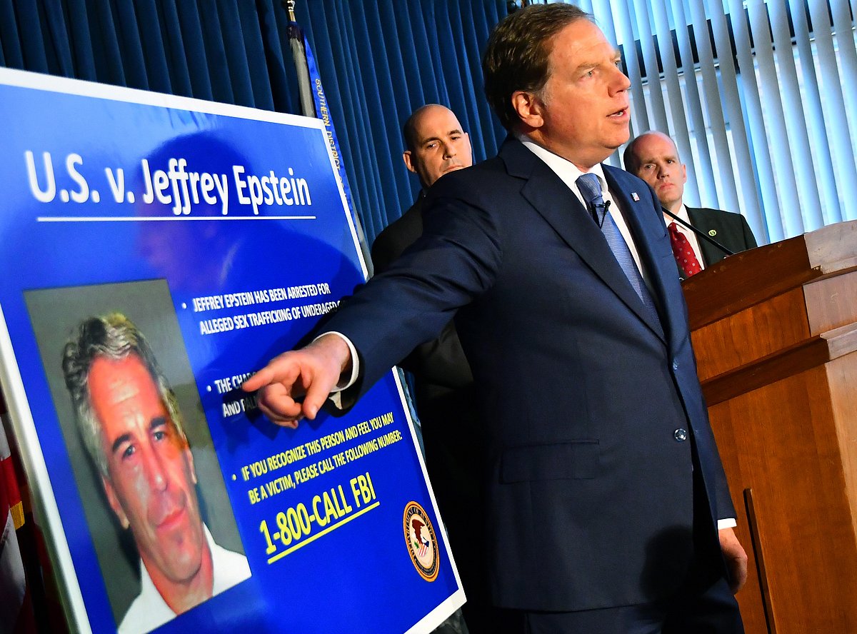 FT: Jeffrey Epstein’s network: ‘Life among the lucrative and louche’
