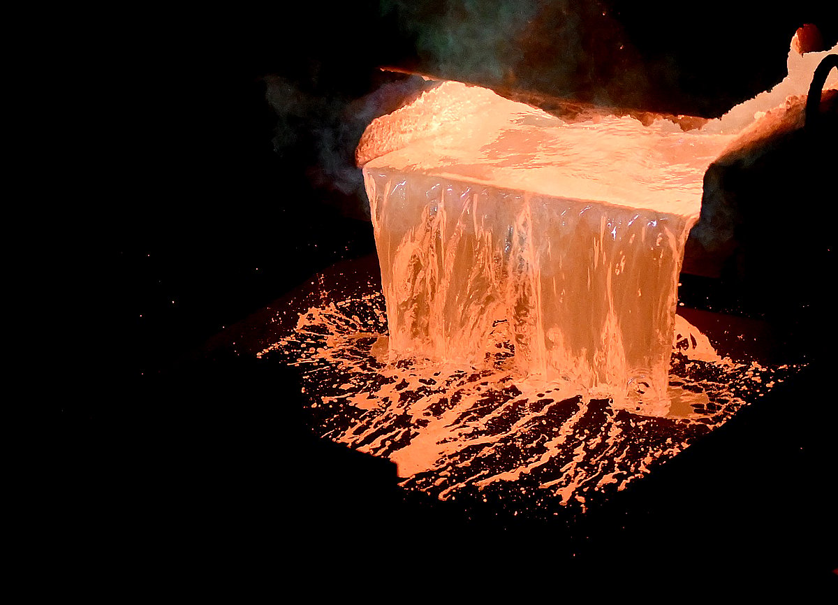 Miningweb - Javier Blas: Glencore copper promises test investor trust