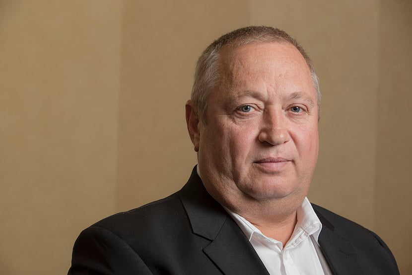 Froneman is a smart guy, says Piet Viljoen. 'He's flying a kite to see ...