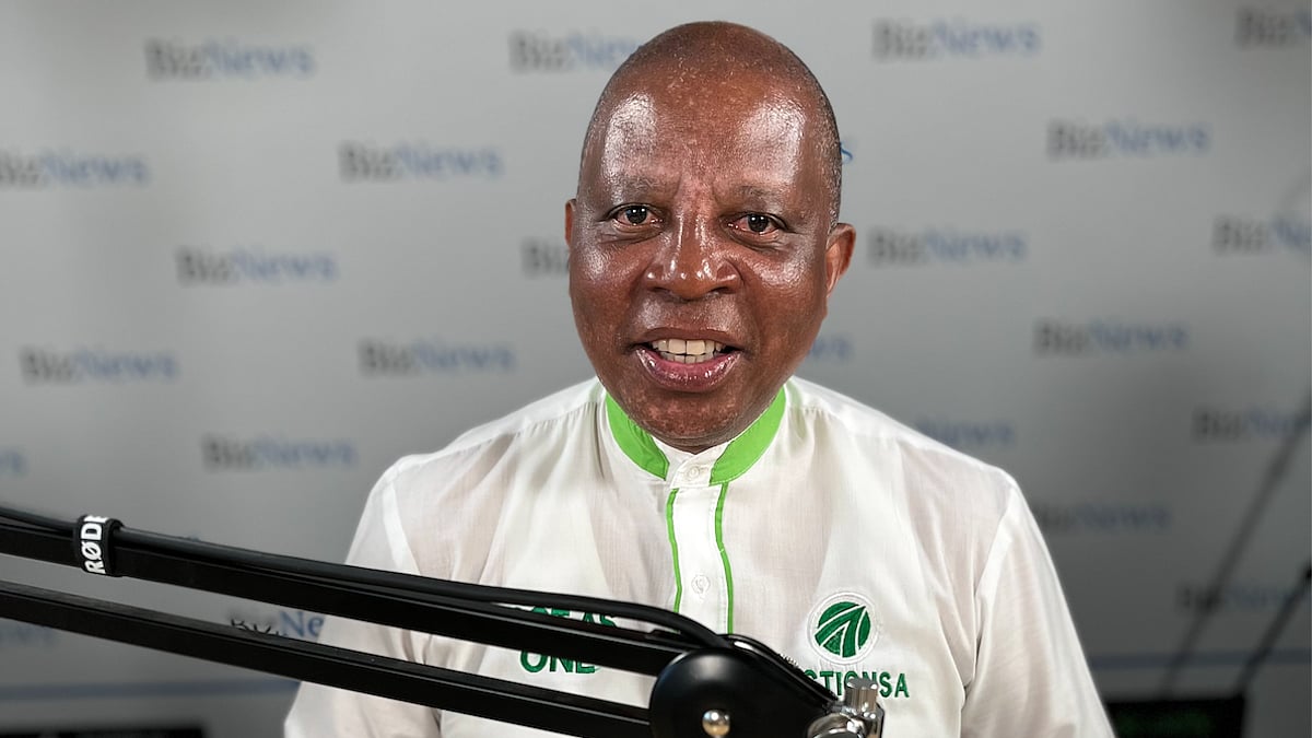 Mashaba rolls dice to bring PA into a rejuvenated Rainbow Coalition ...