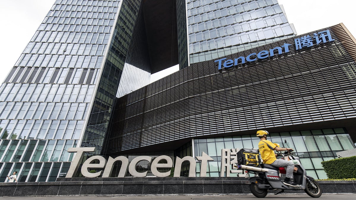 🔒 Naspers's Tencent's DnF Mobile tops China's game charts