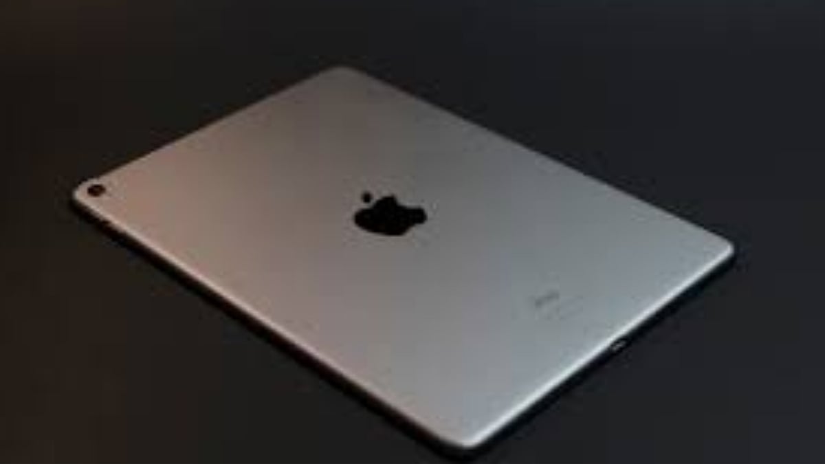 South Africa's Apple price war: Asbis vs. Core Group