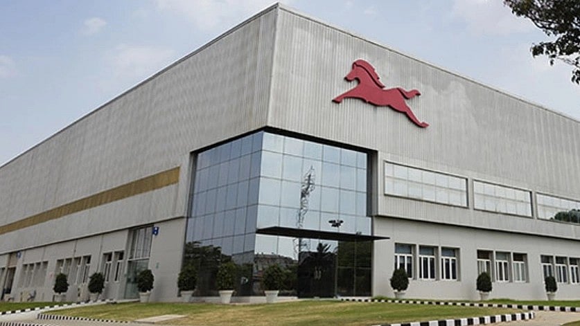 TVS Motor, Bajaj Auto Get Emkay Rating Upgrade With Two-Wheeler Exports ...