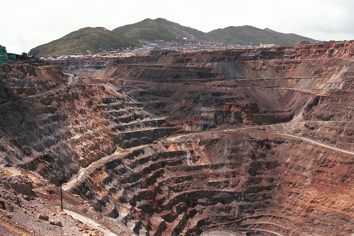 How China Moves Zinc Prices