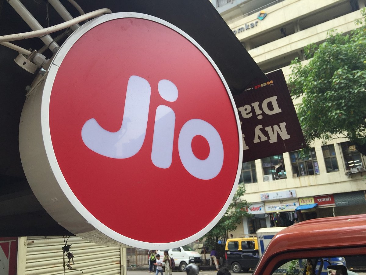 Jio Starts 5G Services Across All District Headquarters In Gujarat