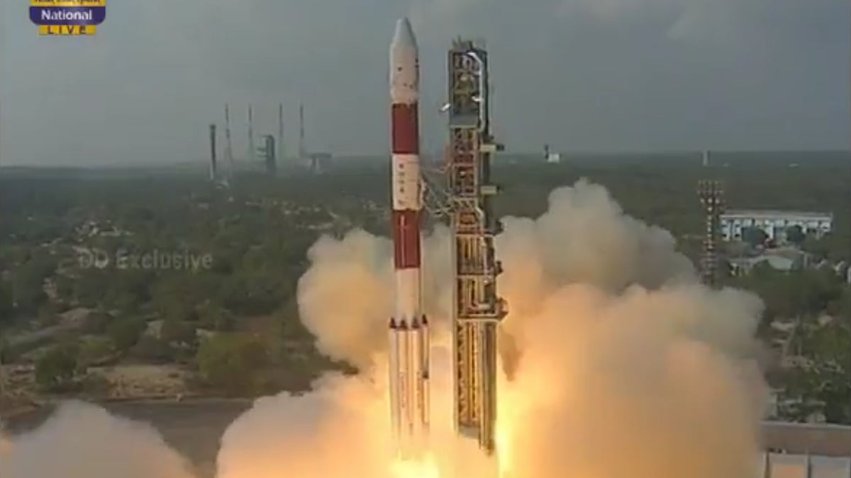 ISRO Successfully Brings Down Cartosat-2 To Earth's Atmosphere 17 Years ...