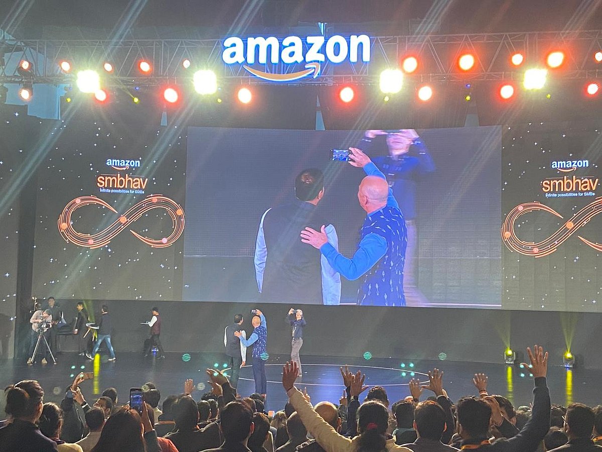 Jeff Bezos Speaks About Amazon’s Failures, Evolution And $1-Billion Investment On Indian SMEs At ...