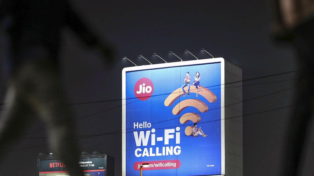 Reliance Jio’s Broadband User Base Drops For The First Time In Five Months
