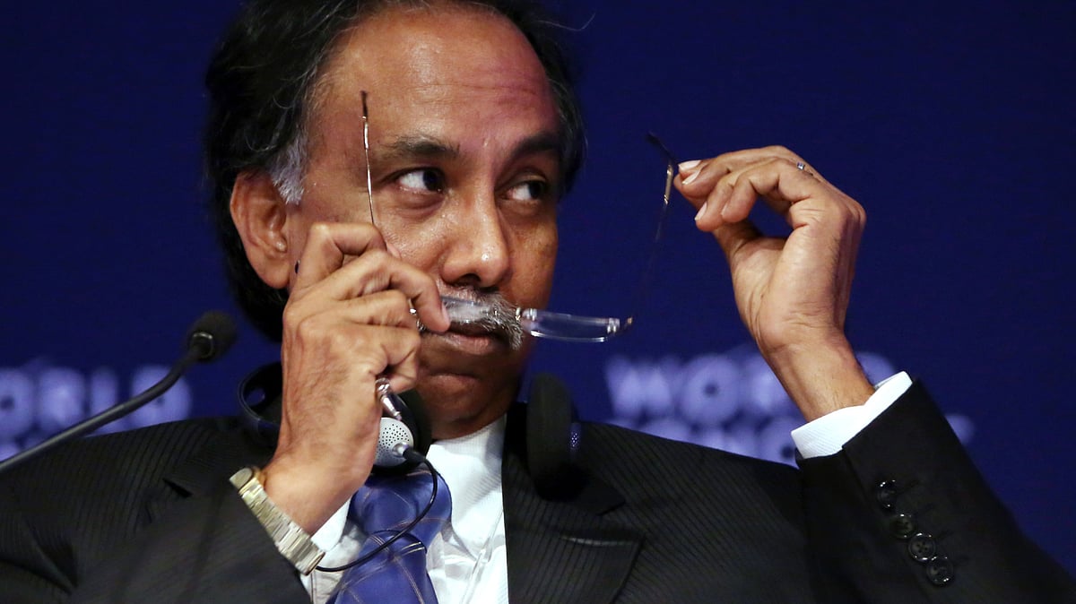 SD Shibulal, Family Sell 85 Lakh Infosys Shares To Raise Around Rs 777 ...