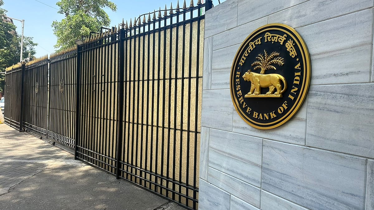 Indian Economy Remains Outlier Amid Darkening Global Prospects: RBI