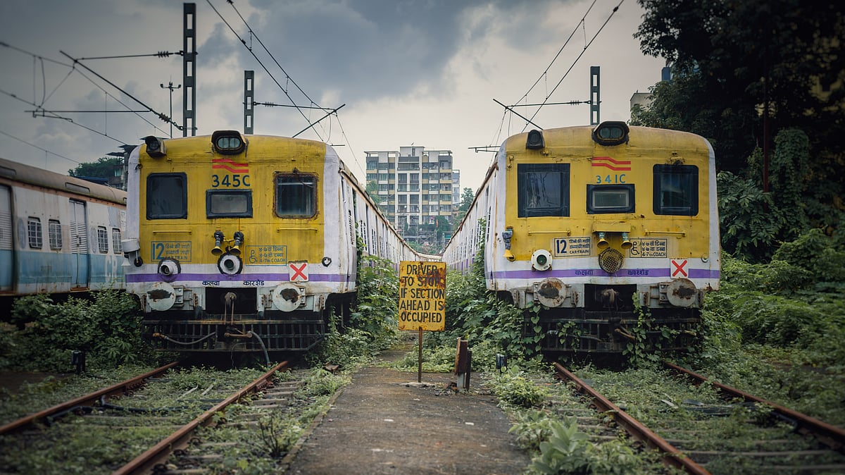 Western Railway Launches App For Live Tracking Of Trains On Mumbai ...