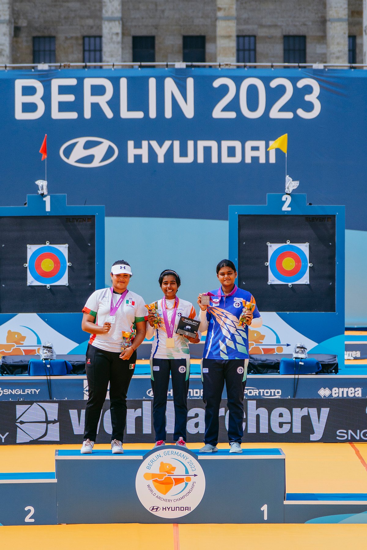 Aditi Swami & Ojas Deotale Script History At The 2023 Hyundai World ...