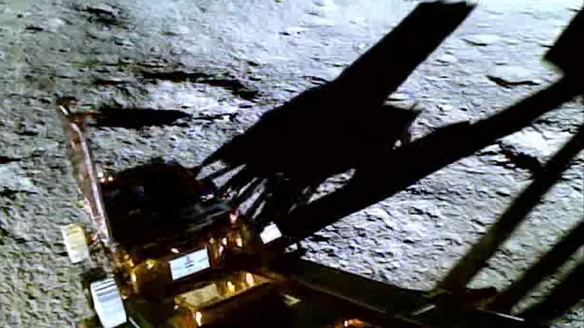 Chandrayaan-3: ISRO Releases Breathtaking Video Of Rover 'Pragyan ...