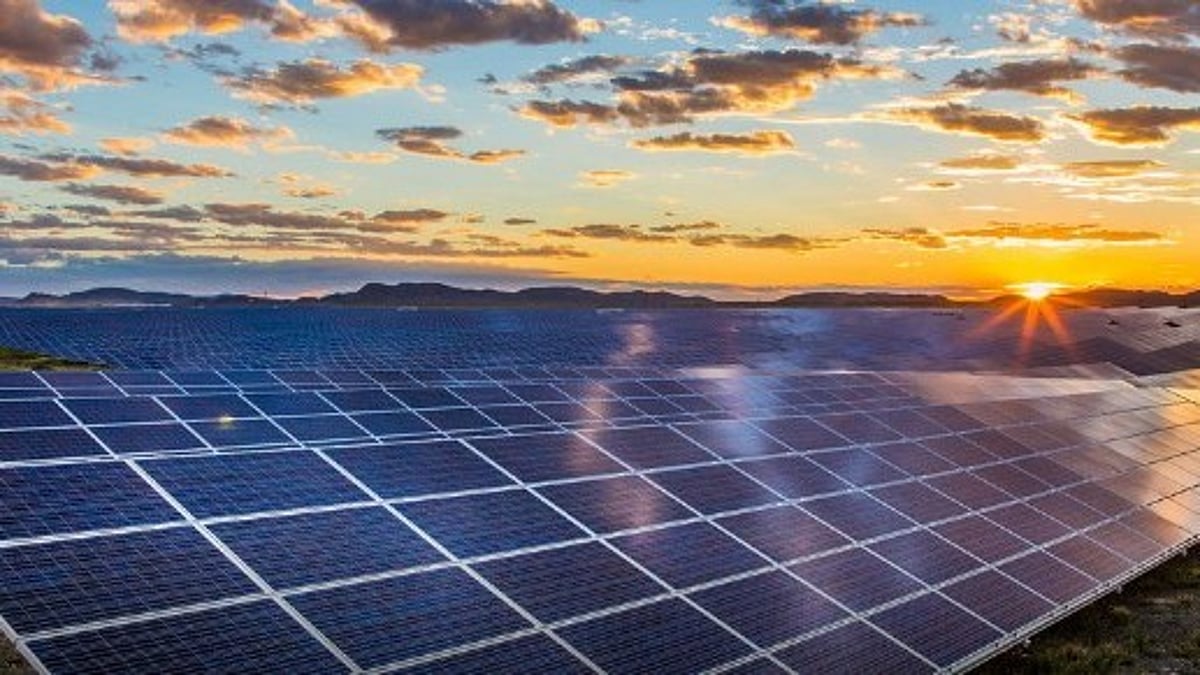 Insolation Energy Unit Commercialises 600-MW Solar Capacity; Share ...