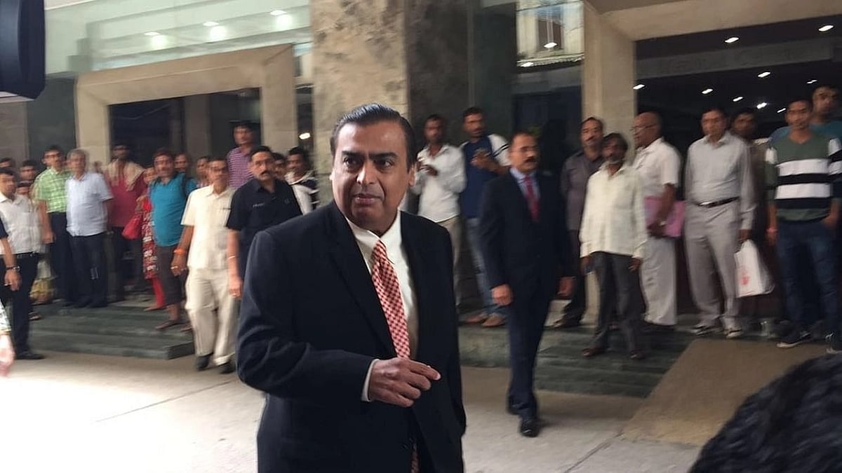 Mukesh Ambani Gets Death Threat Via Email With Rs 20-Crore Demand; Case ...
