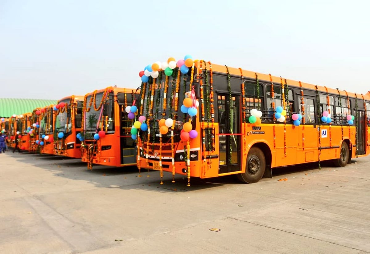 Delhi: WhatsApp-Based Bus Ticketing System In National Capital Soon ...