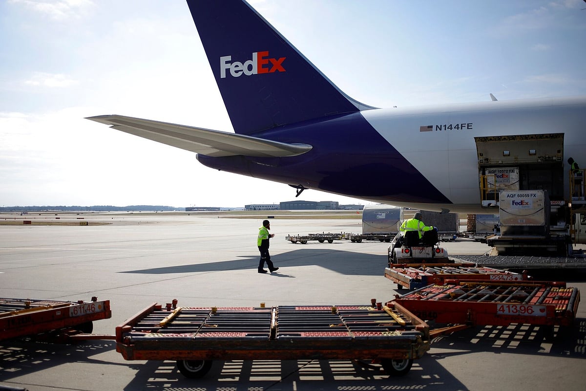 FedEx Profit Falls Below Expectations On Drop In Air And Truck Cargo