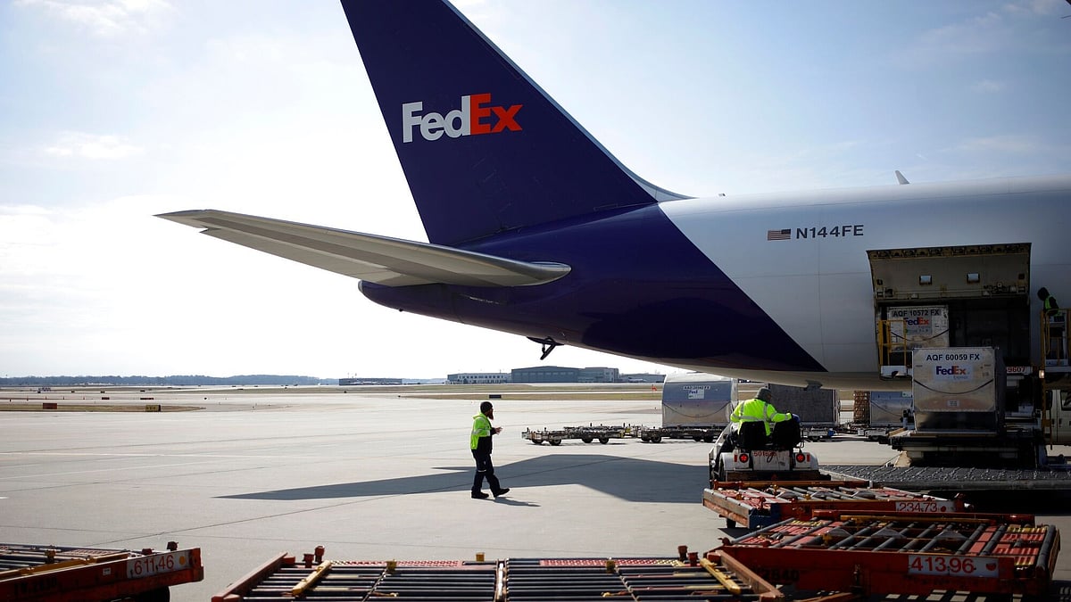 FedEx Profit Falls Below Expectations On Drop In Air And Truck Cargo
