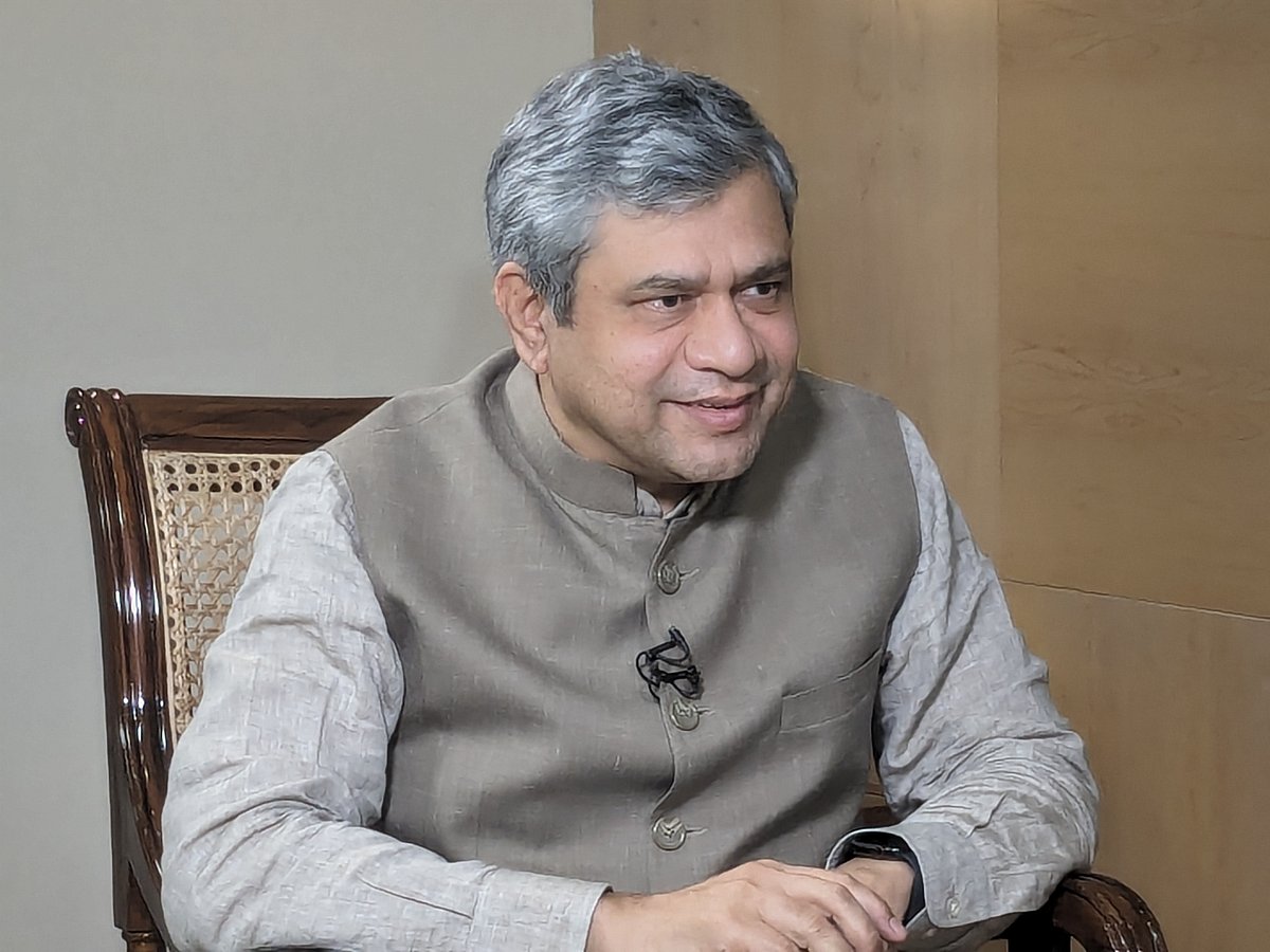 Union Minister Vaishnaw Hails Nivetti Systems For Indigenously Developing 2.4 TBPS Router