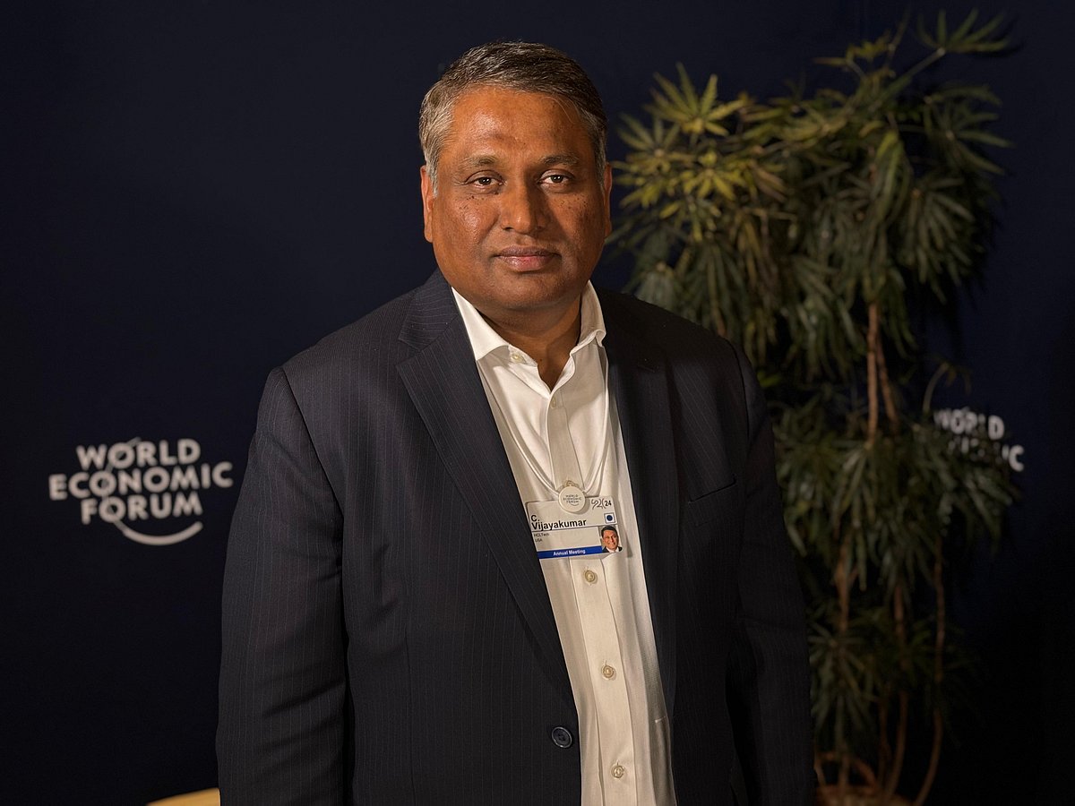 Davos 2023: HCLTech CEO Vijayakumar Expects Discretionary Spending To ...