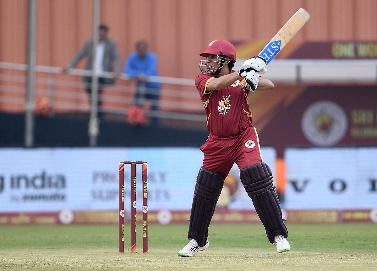 WATCH: Sachin Tendulkar Turns Back Clock And Grabs A Wicket In One ...