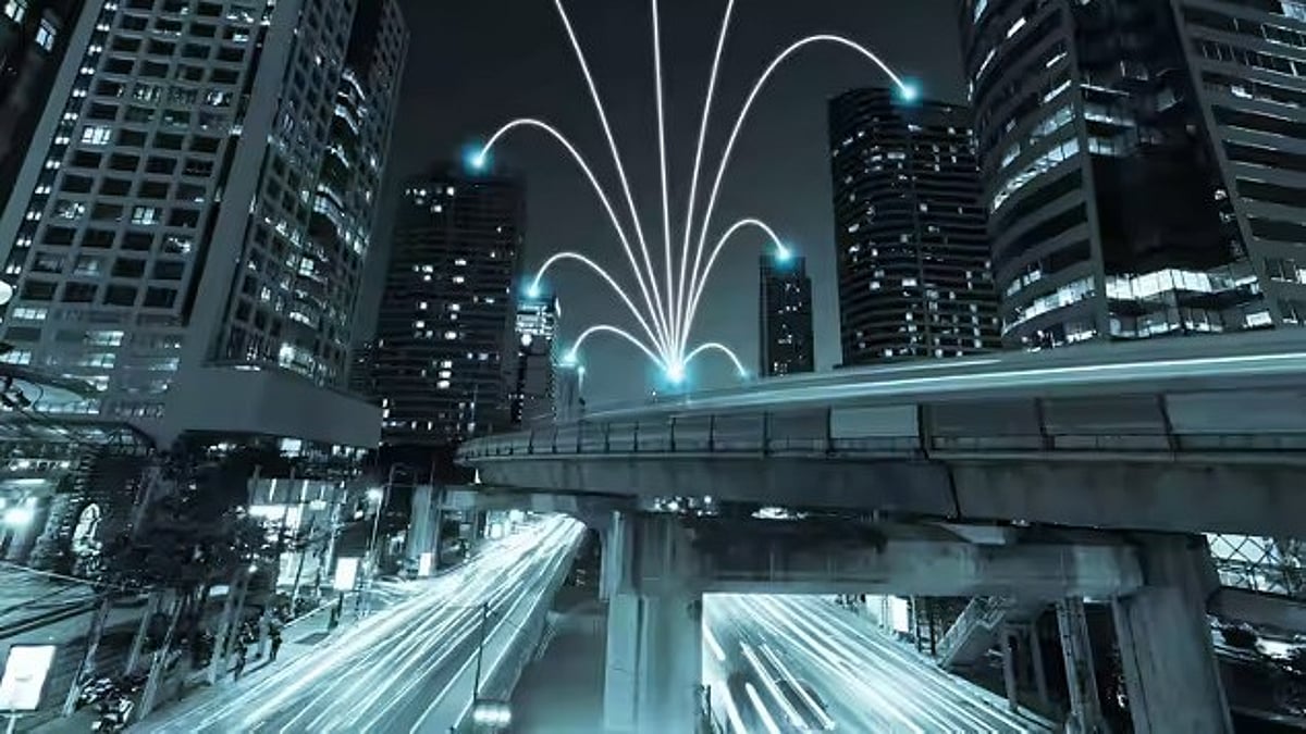 Eye On AI: HPE To Acquire Juniper Networks For $14 Billion