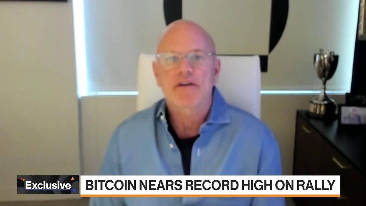 Bitcoin’s Push Toward a Record High Is Showing Some Bearish Signals